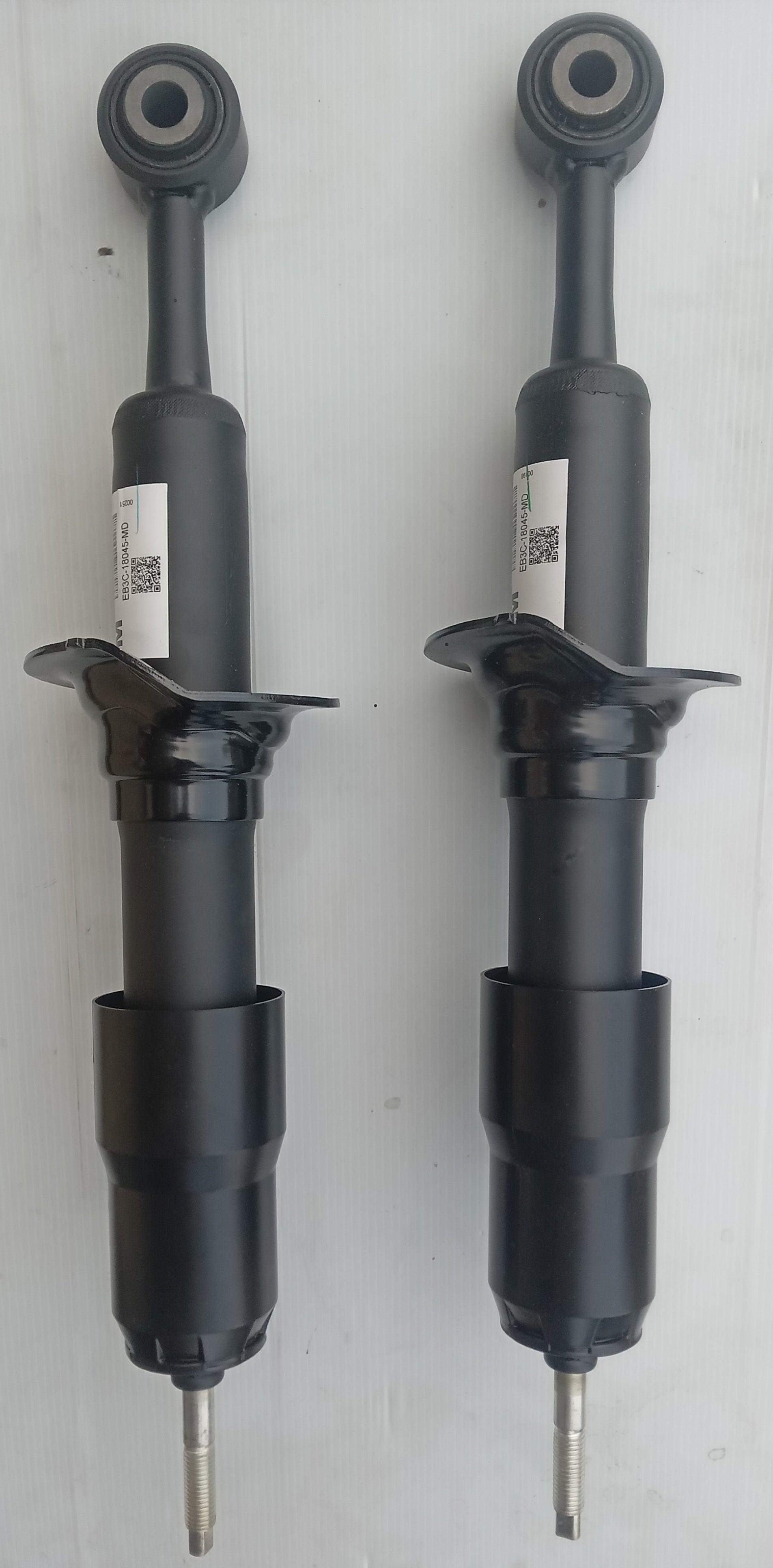 Ford Endeavour Latest Front Shocker Set - EB3C18045MD Ford – Motorparts ...