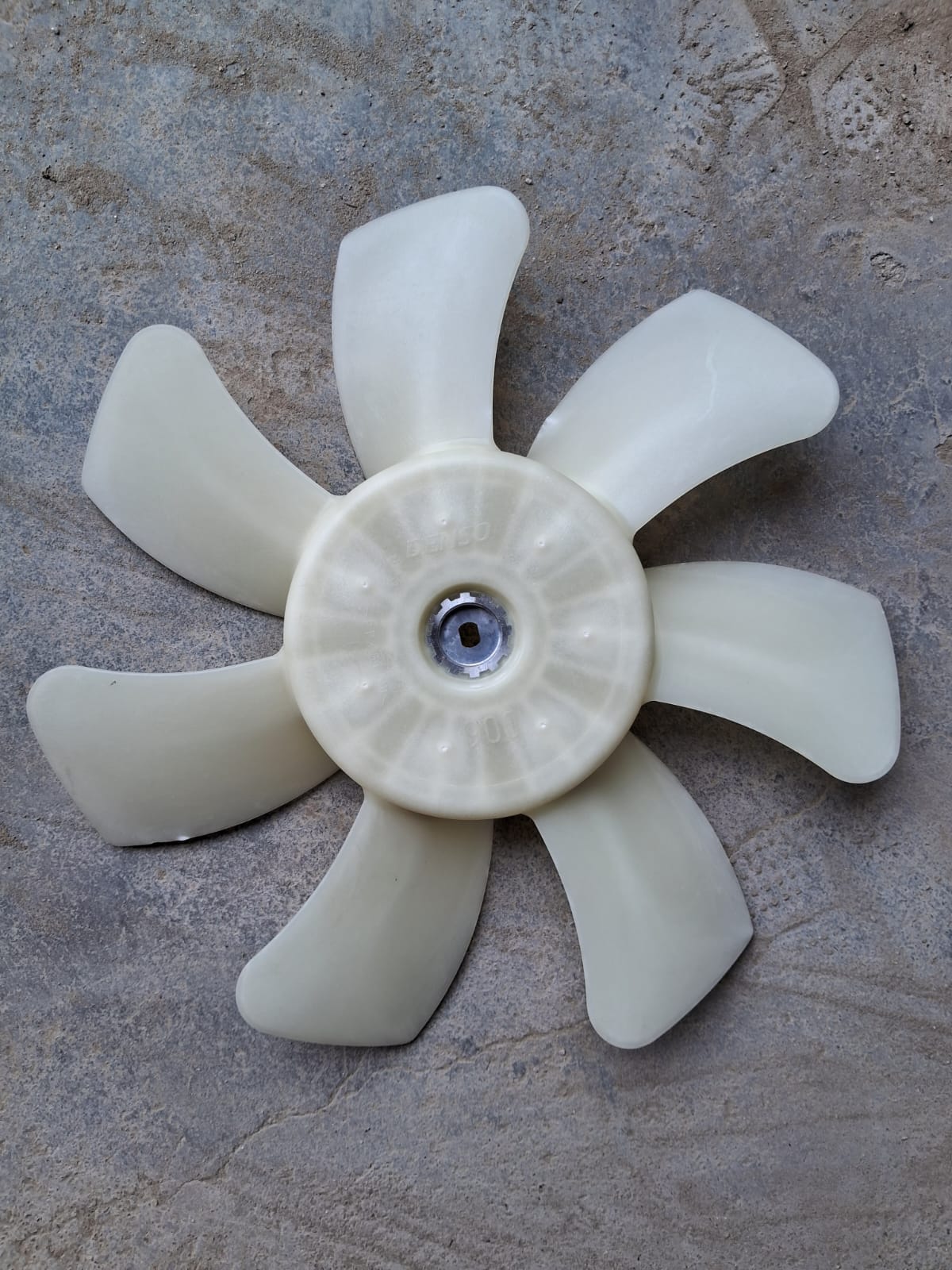 Denso Fan 900 - MJ – Motorparts Junction