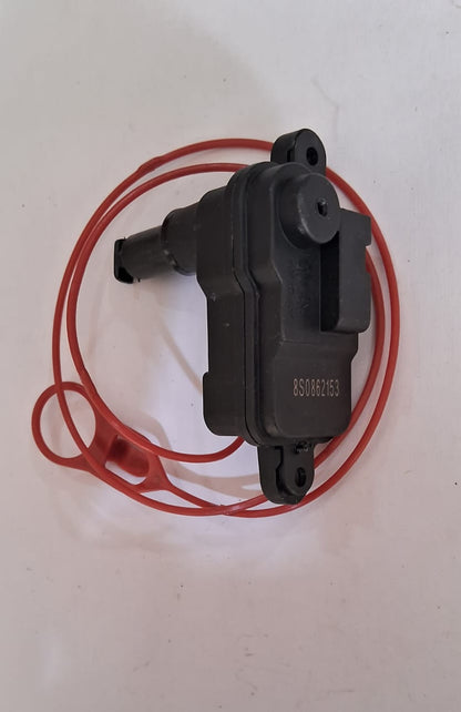 Audi Q3, Q7, A8 - Fuel Tank Door Actuator 8S0862153 / 4M0862153A / 8V0 ...