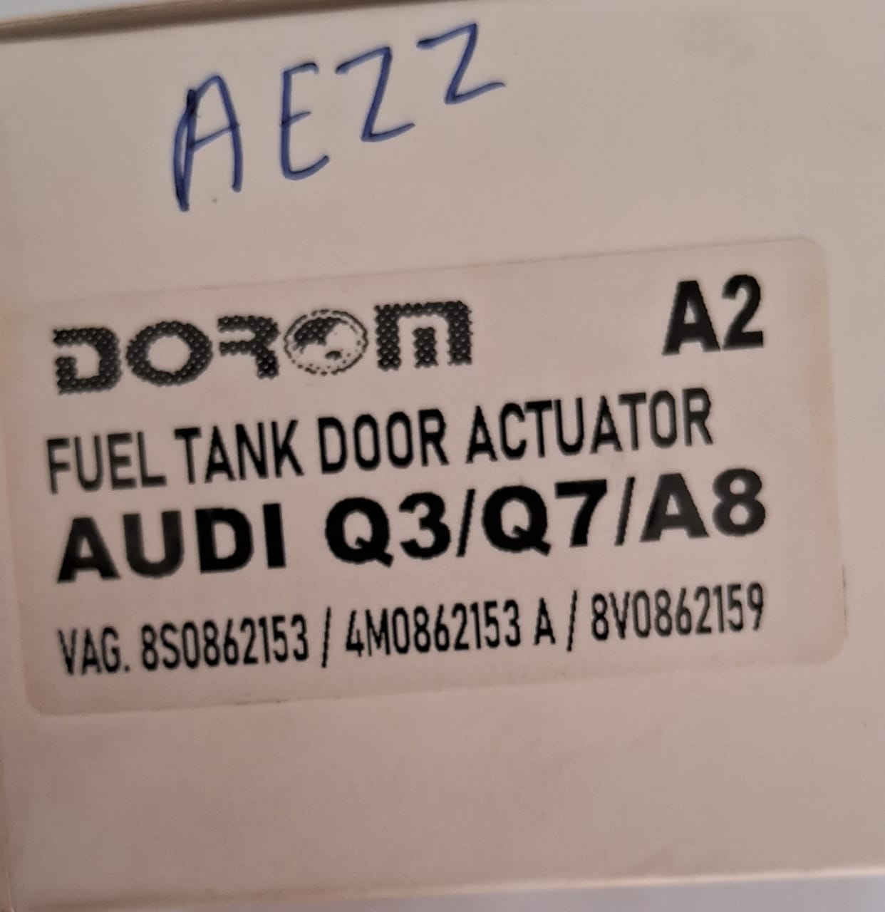 Audi Q3, Q7, A8 - Fuel Tank Door Actuator 8S0862153 / 4M0862153A / 8V0 – Motorparts Junction
