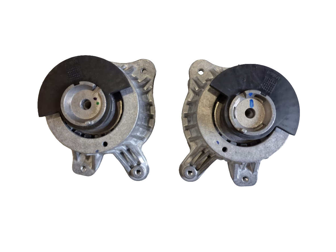 Mercedes W205 Petrol - Right & Left Side Engine Mounting Set - A205240 ...